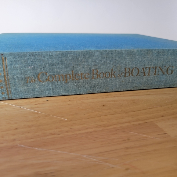 Book | Accents | Vintage Hard Cover Book 972 Complete Book Of Boating ...